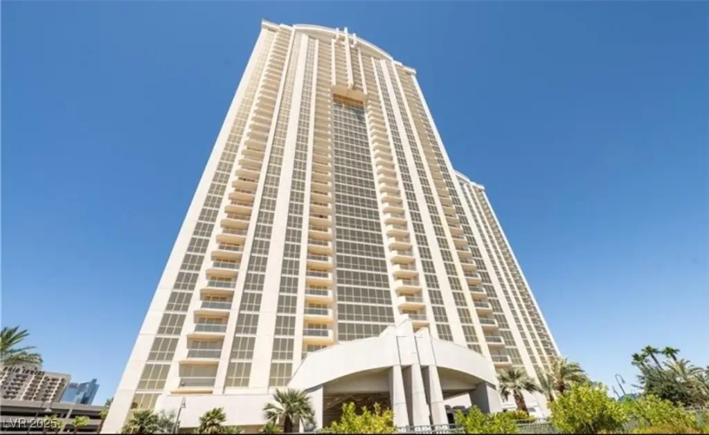 145 E Harmon Ave, Las Vegas, NV 89109 - Short term rental property for ...