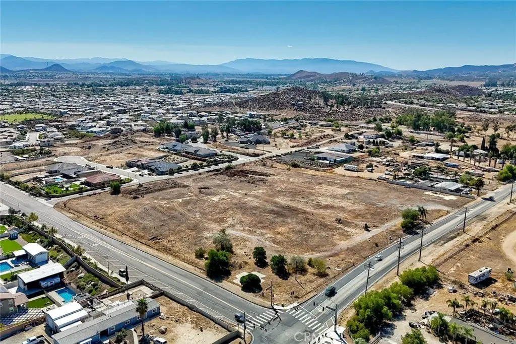 30510 Murrieta Rd, Menifee, CA 92584 - Land for sale - Realmo