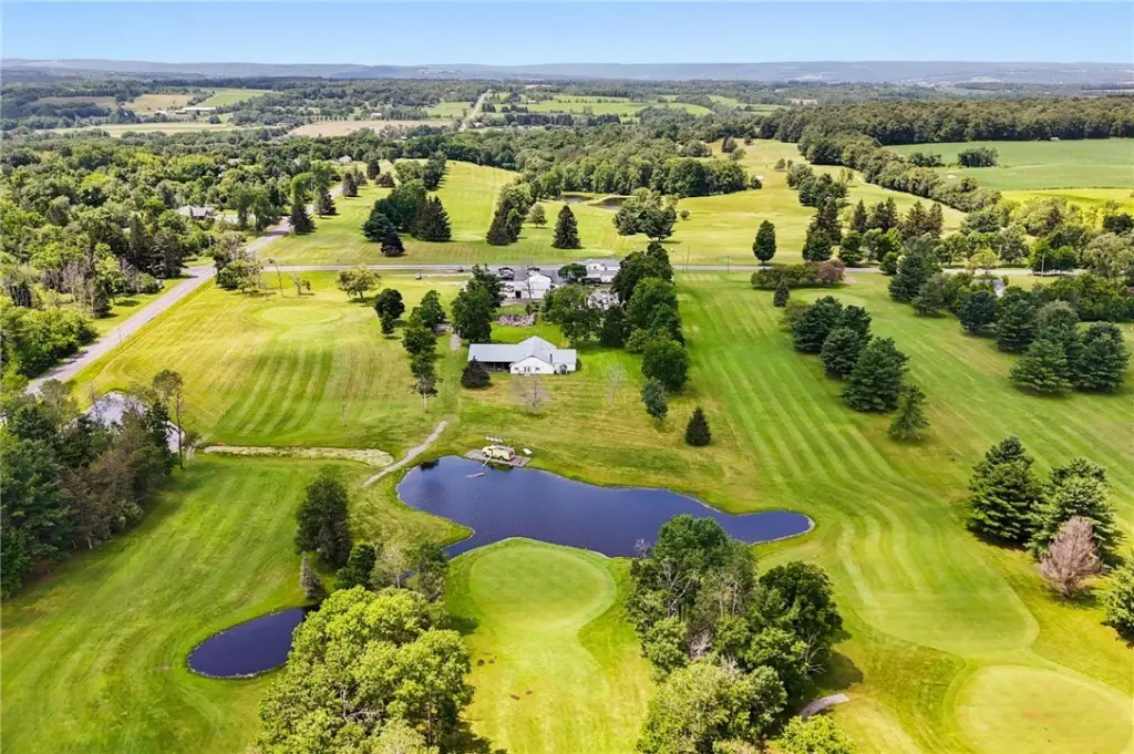 218 N Applegate Rd, Ithaca, NY 14850 - Golf course & driving range for ...