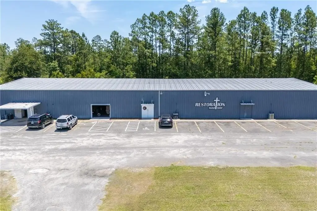 4065 Memorial Dr, Waycross, GA 31503 - Church & religious facility for ...